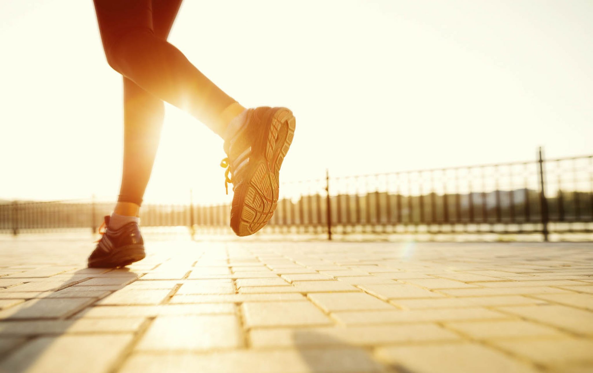 Beneficios de andar - Blog | Artículos - Runnium.es